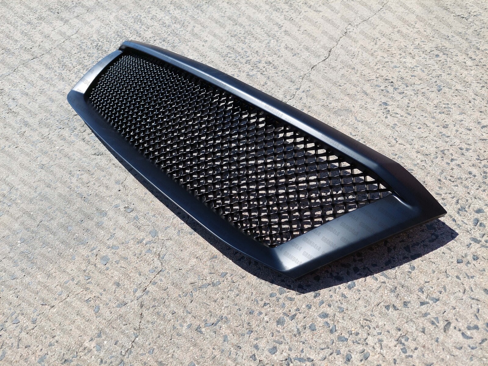 Front Mesh Grille BENTLEY STYLE 3D MESH for Toyota Hilux 2005 - 2011 ...