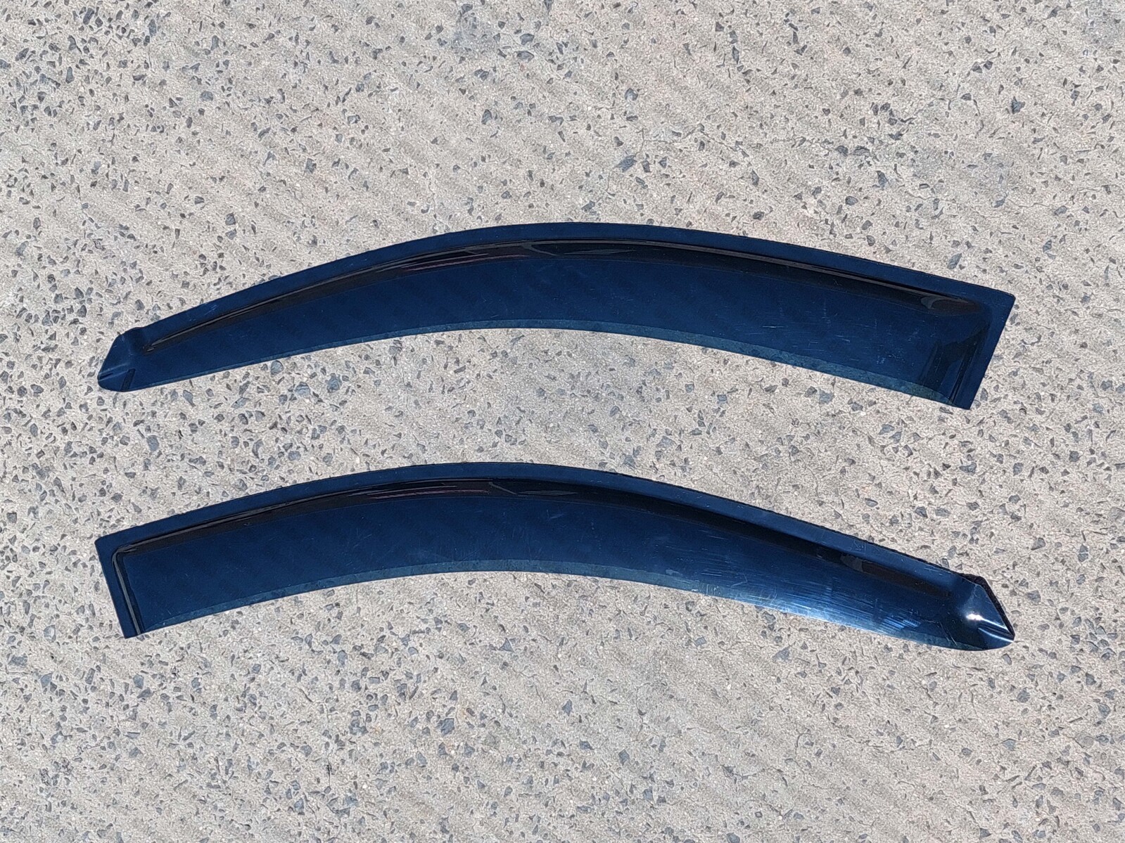 Premium Weathershields Tinted Window Visors for Mitsubishi Challenger ...