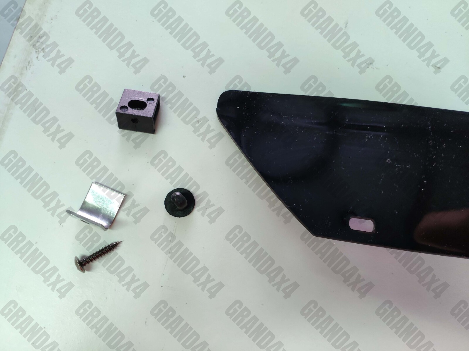 Bonnet Protector Clips to suit Different Makes and Models - Heavy Duty ...