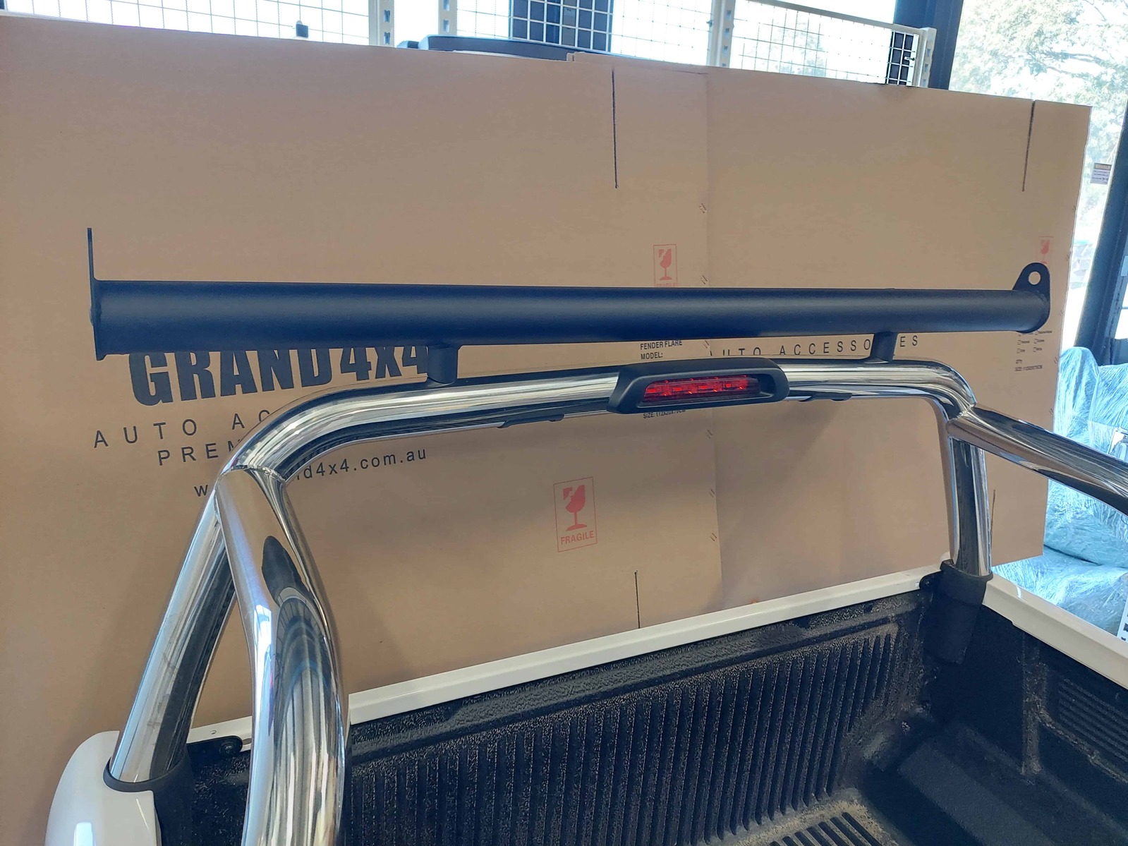 Universal Black Steel Ute Tub Ladder Rack Extension Bar Sports Bar Roll ...