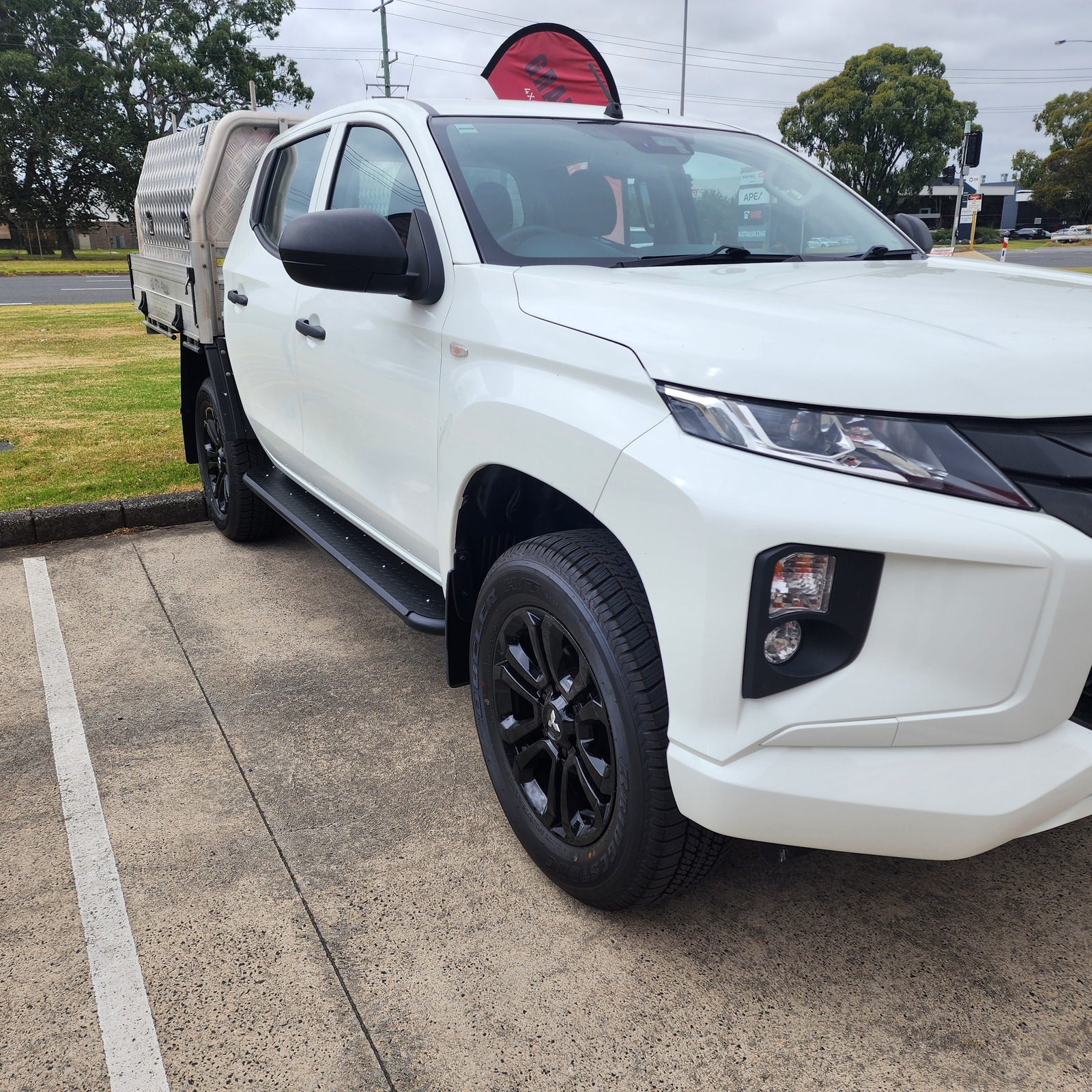 Steel Side Steps Brush Bars Rails suits Mitsubishi Triton MQ/MR 2015 ...