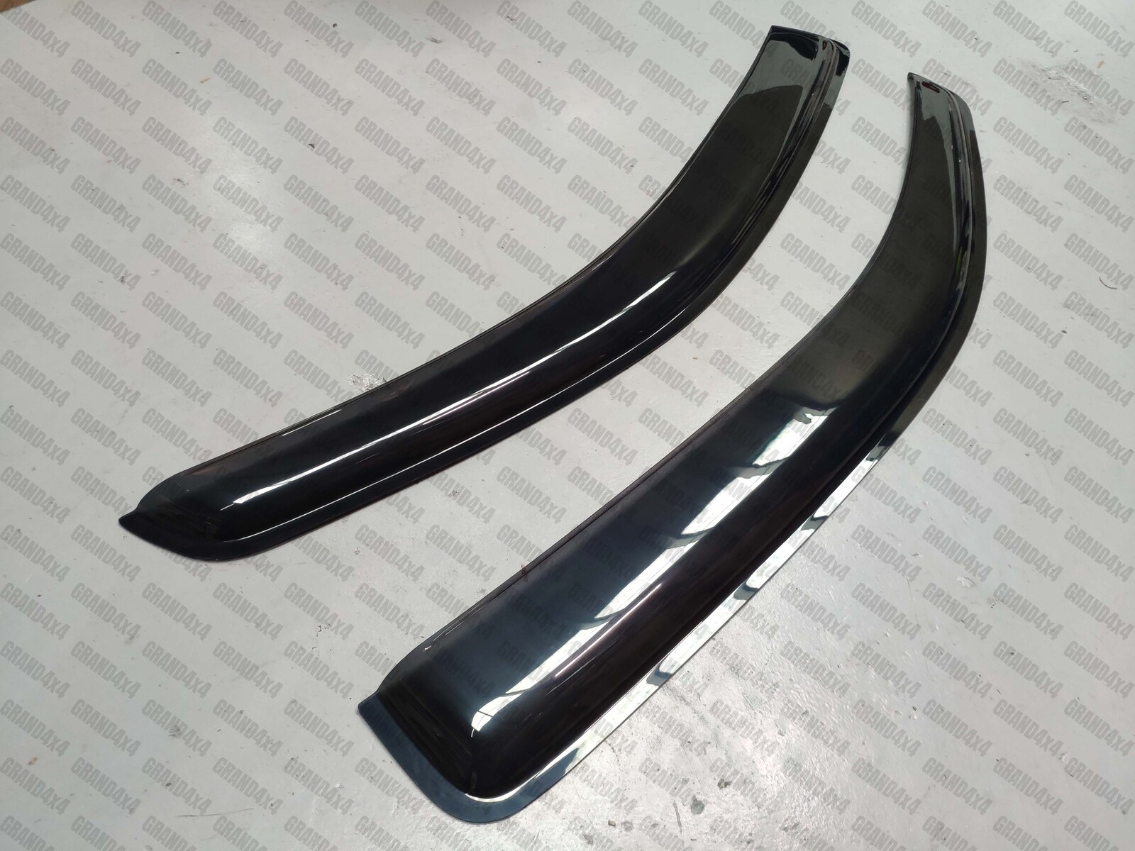 Premium Tinted Weathershields Window Visors for Toyota Hiace 2019 ...