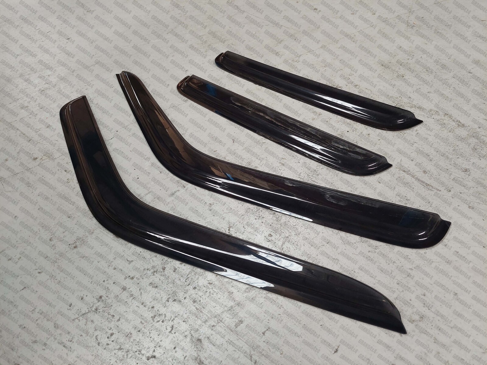 Weathershields Tinted Window Visors For Nissan Navara D22 2002 2015