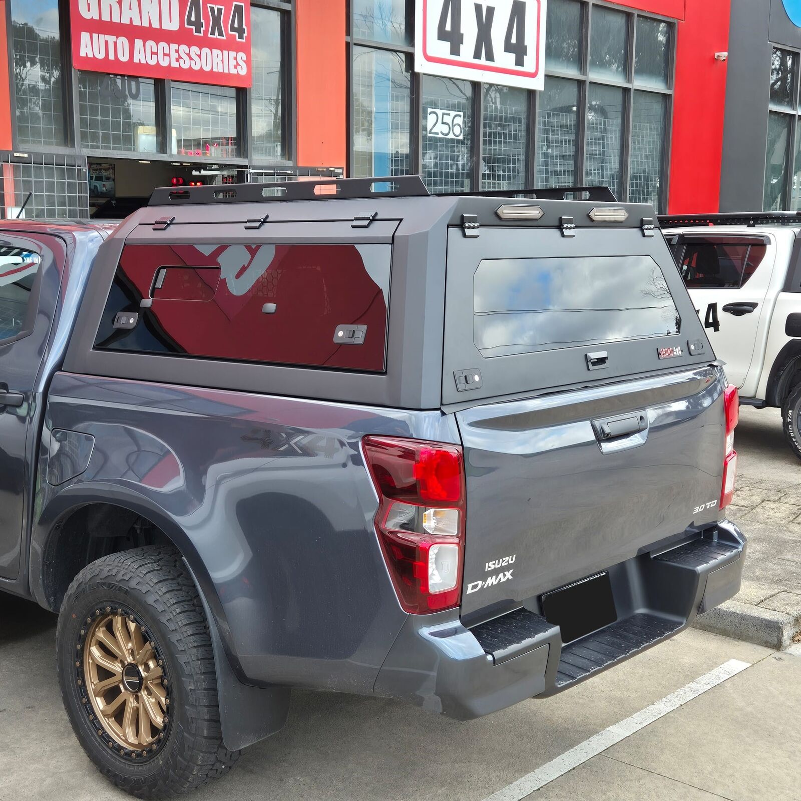 G4 Hybrid Ute Tub Canopy - For Isuzu D-Max 2020-2025