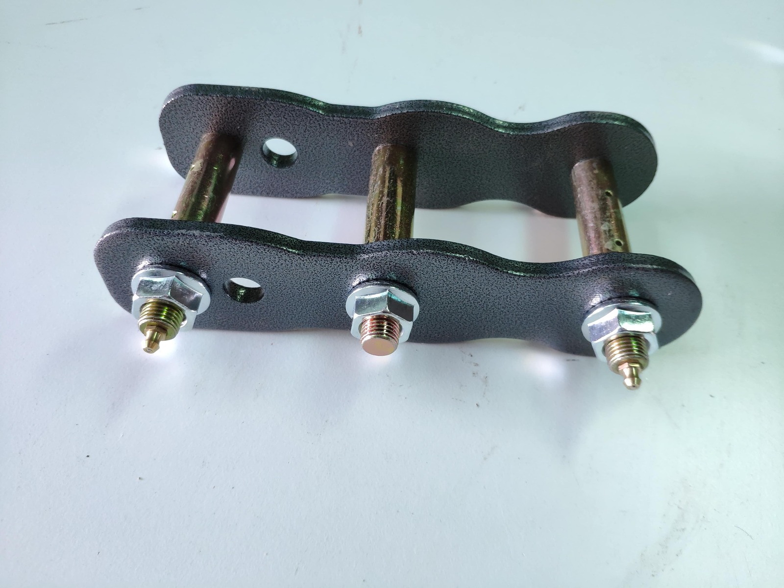 2" Extended Greasable Shackles 50mm to suit Nissan Navara D23 NP300 ...