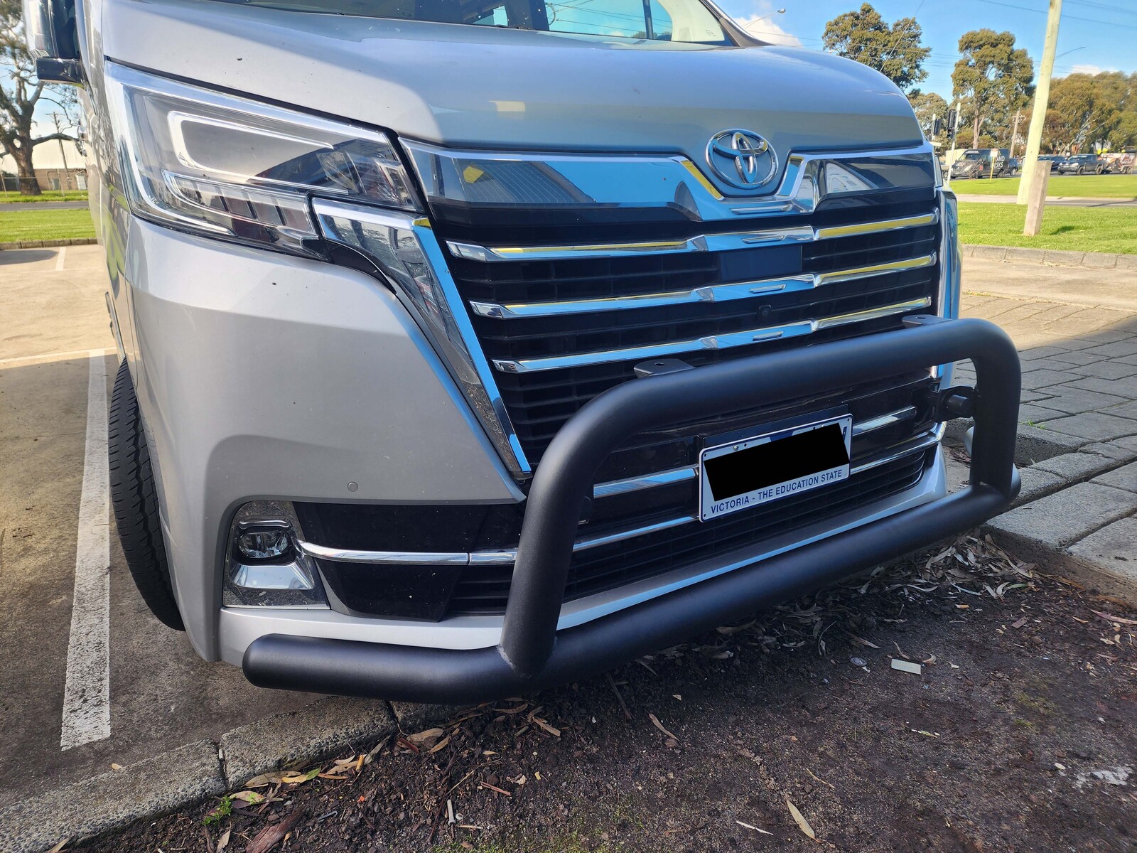 Goliath Nudge Bar for Toyota Hiace Van 2019-2025 Version Light Holders ...