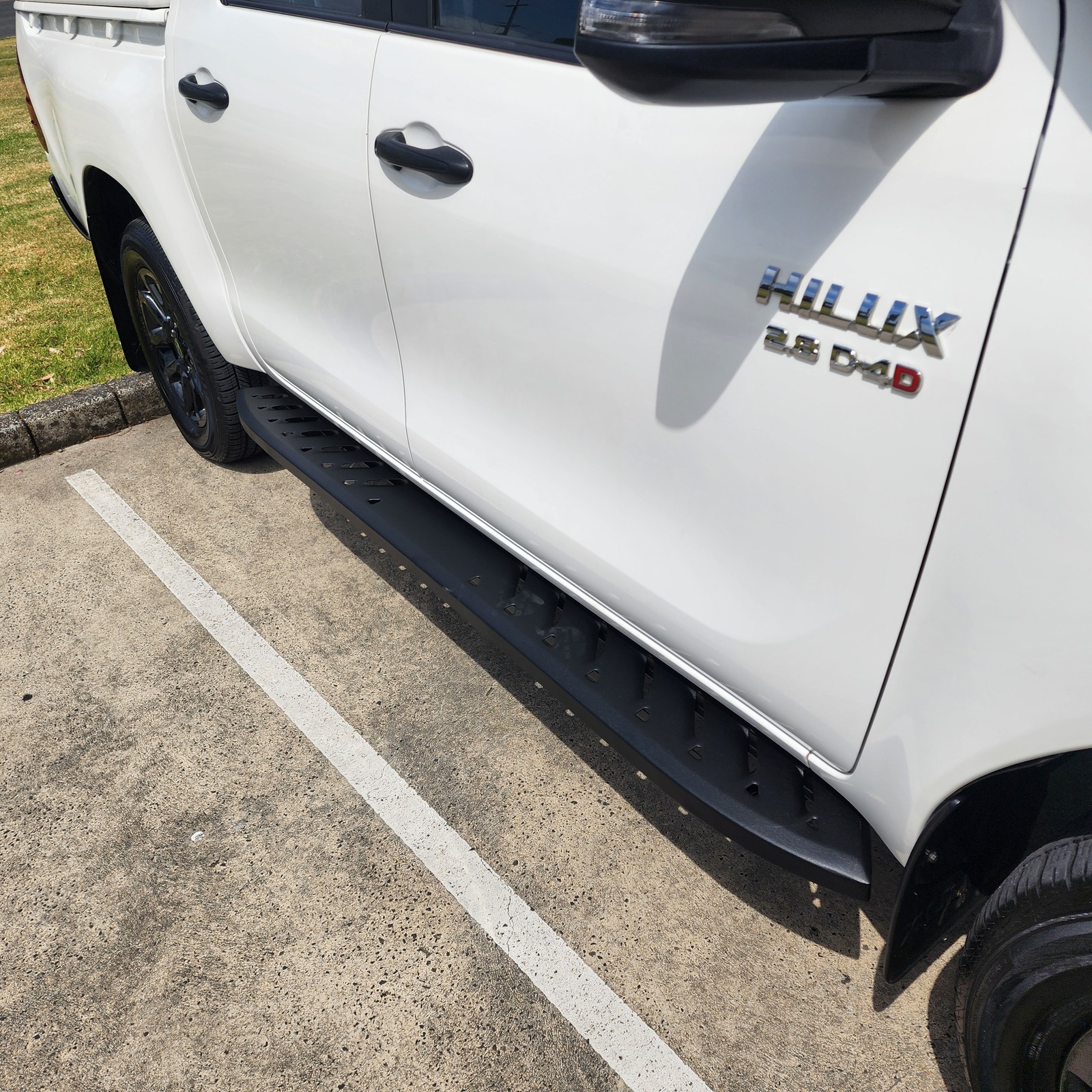 Steel Side Steps to suit Toyota Hilux 2015 - 2023 Dual Cab 4x4 4WD Ute ...