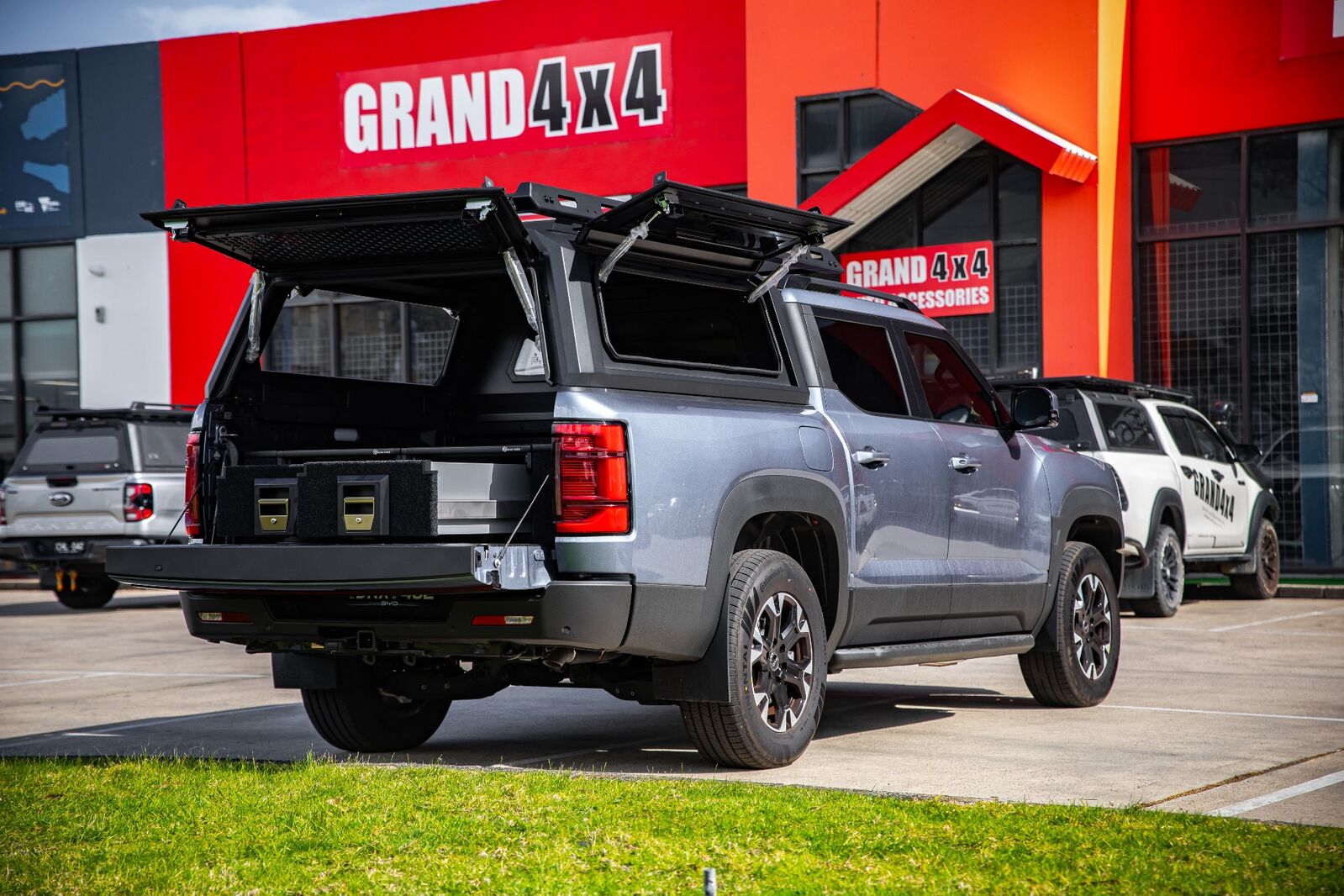 G4 Stainless Steel Ute Tub Canopy - For Nissan Navara NP300 2015-2024