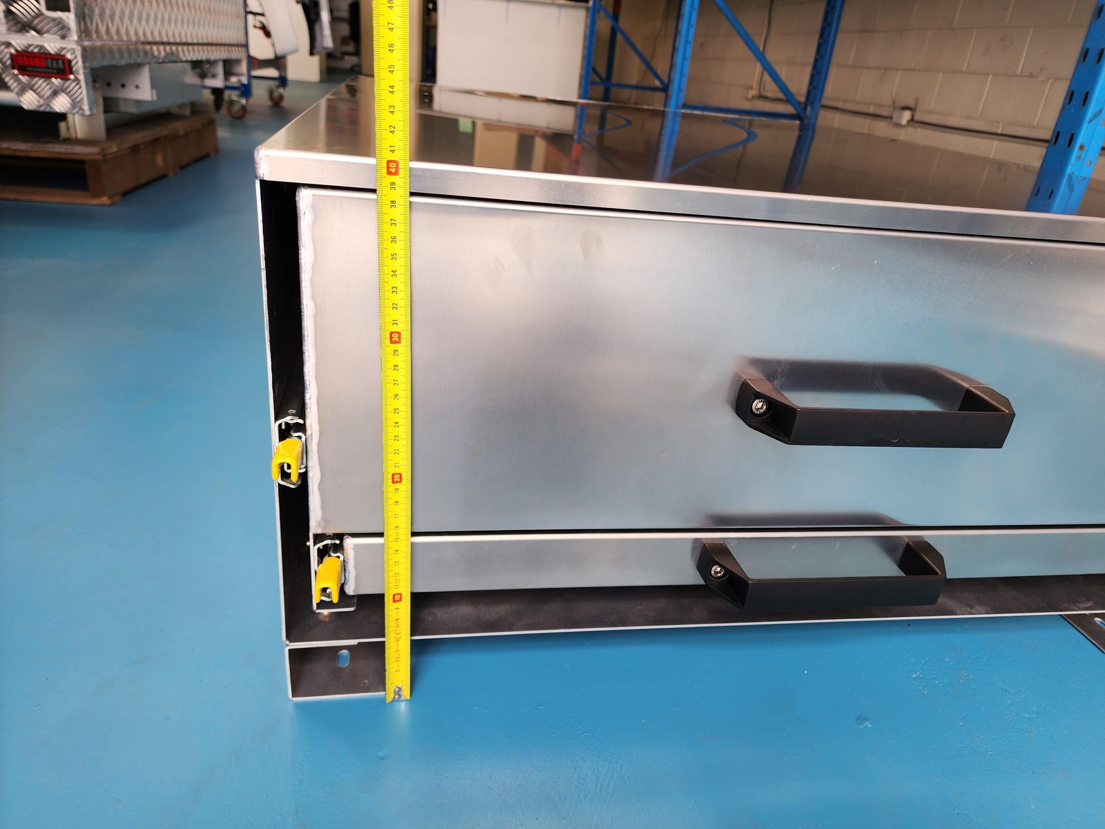 Canopy Drawer + Bench Unit 920L * 800W * 400H (Ext) Slide Out Bench ...